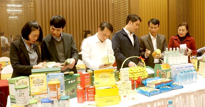 Đánh giá, phân hạng sản phẩm OCOP cấp tỉnh đợt 1, năm 2025