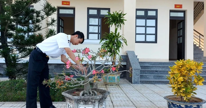 Ở Trạm Ra đa 560